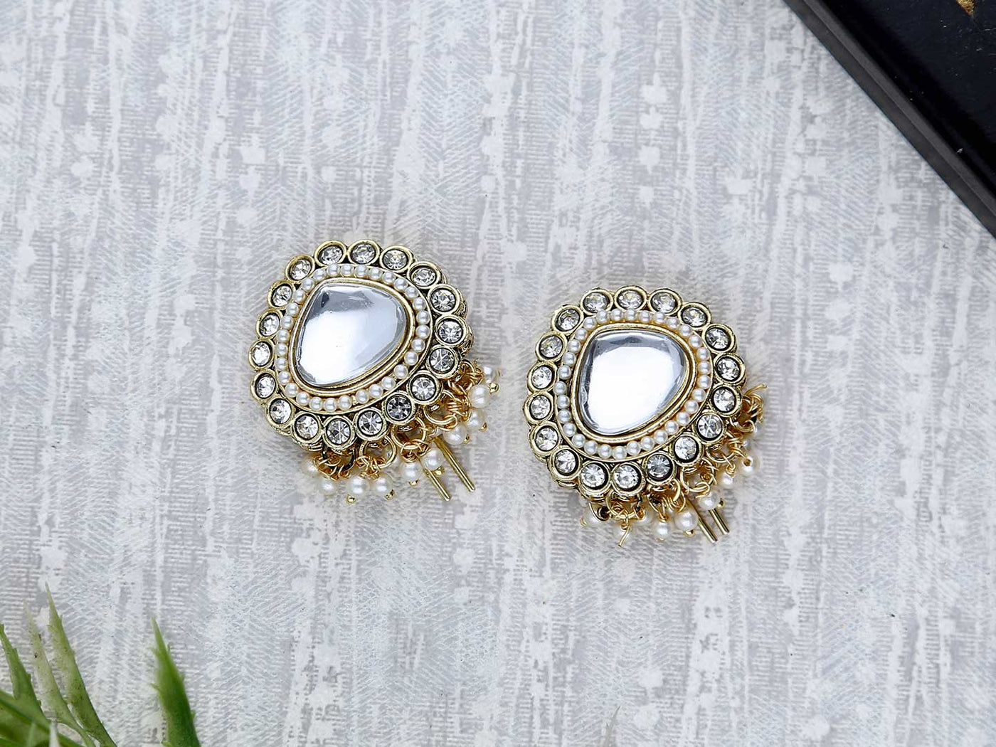 Tohfa Jewellery India’s Biggest Wholesale Jewellery & Hair Accessories